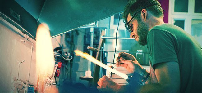 ROOR: Bongs De Vidrio Elaborados De Forma Artesanal - Zamnesia Blog